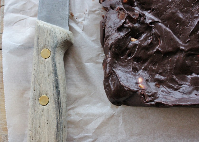 Cashew, Cobs & caramel fudge and texture – Baking with Gab