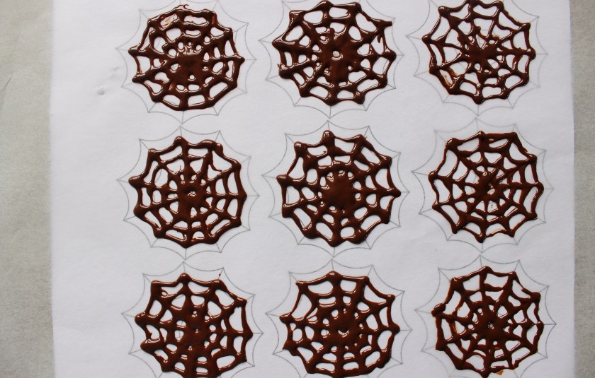 Chocolate spider webs and lacking fondant skills – Baking with Gab